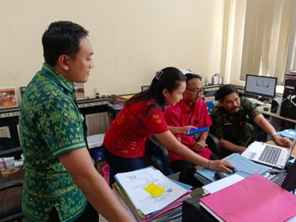 Dpmd Kabupaten Badung Melakukan Pembinaan Administrasi Dan Penyelenggaraan Pemerintahan Desa Di